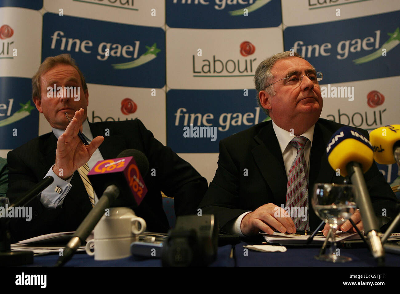 Fine gael logo hi-res stock photography and images - Alamy