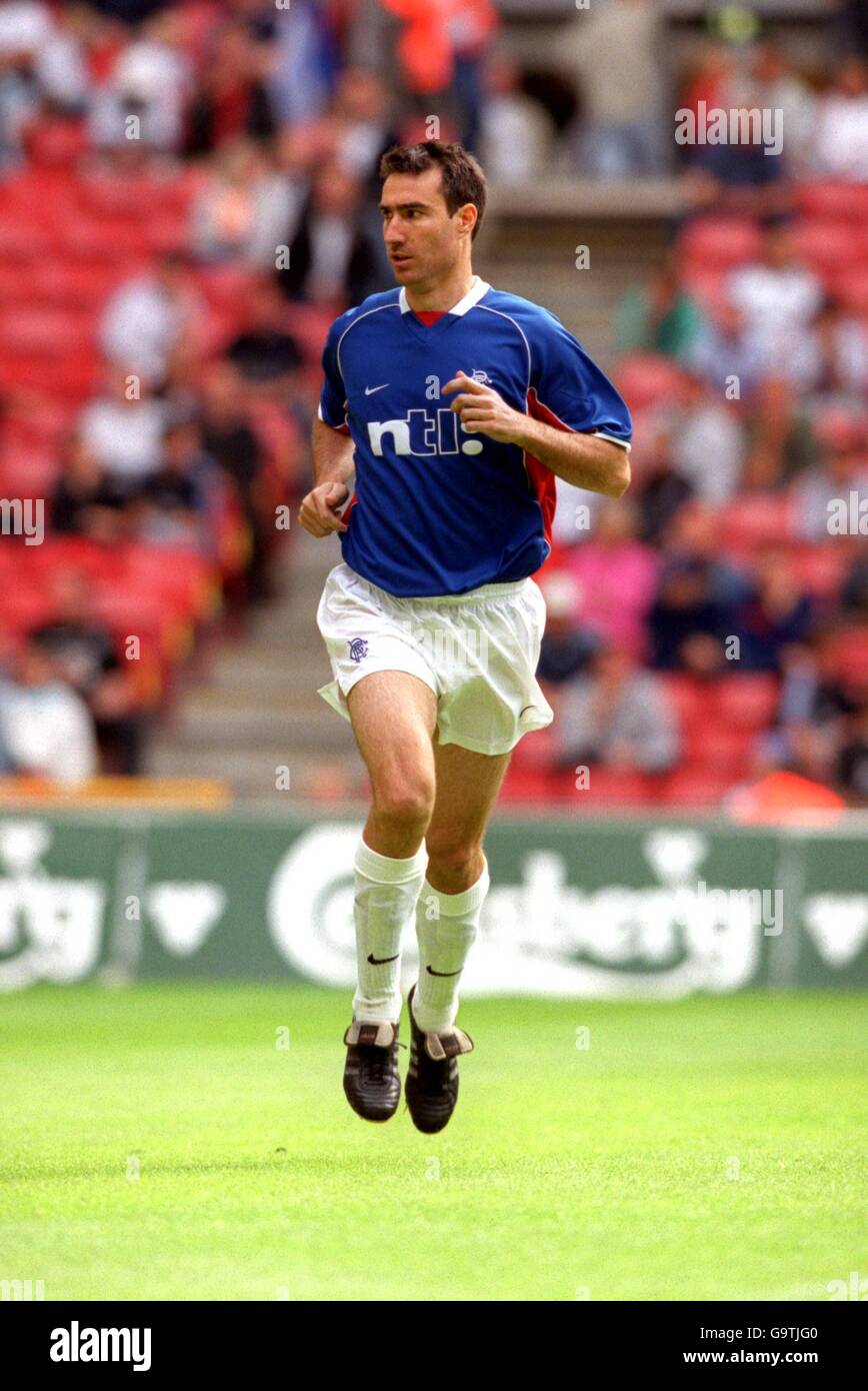 Tony vidmar hi-res stock photography and images - Alamy