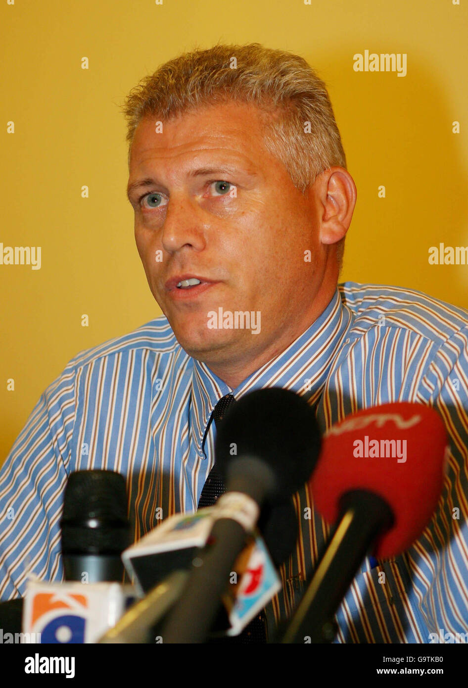 Mark Shields, deputy commissioner of the Jamaican police constabulary ...