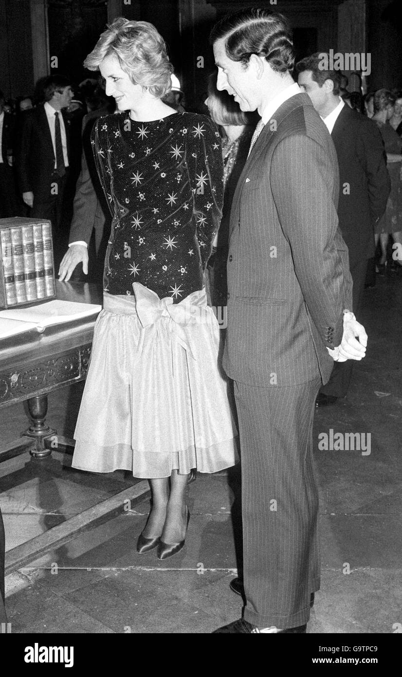 Royal tour italy Black and White Stock Photos & Images - Alamy