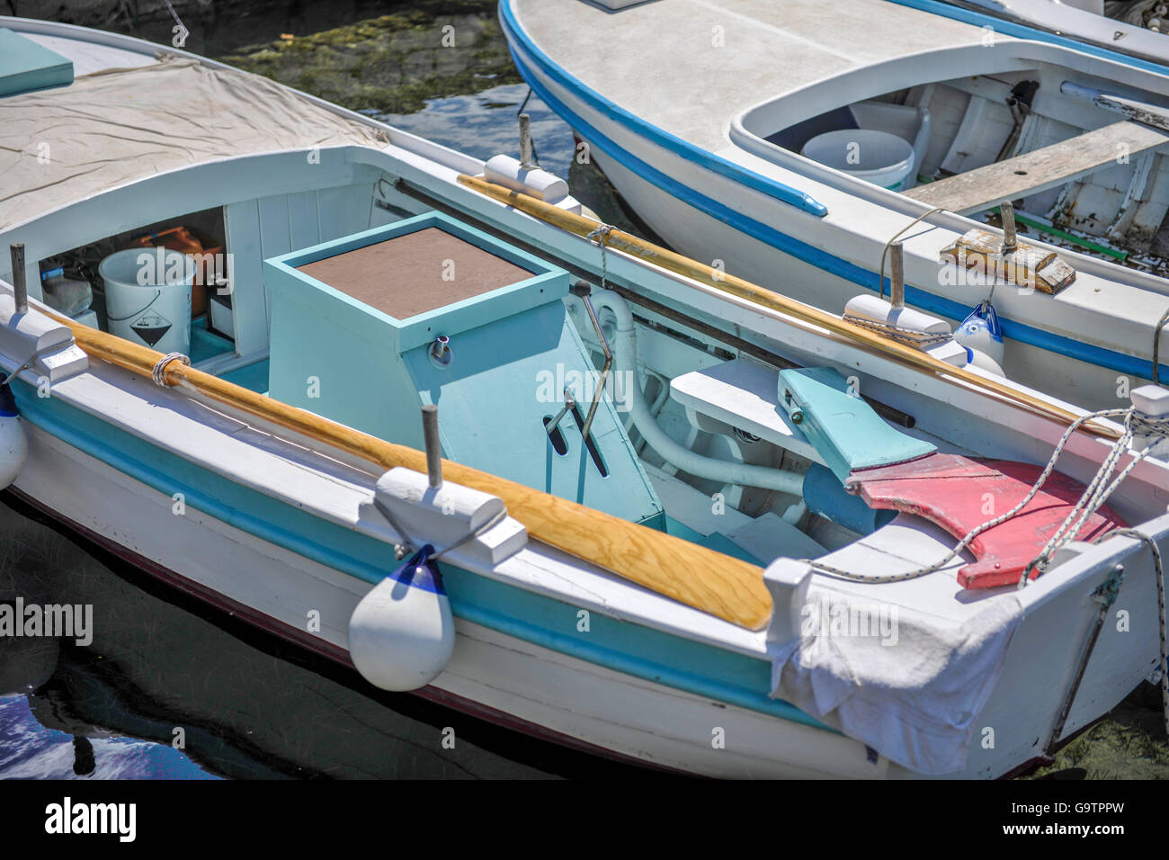 Vintage boat interior hi-res stock photography and images - Alamy