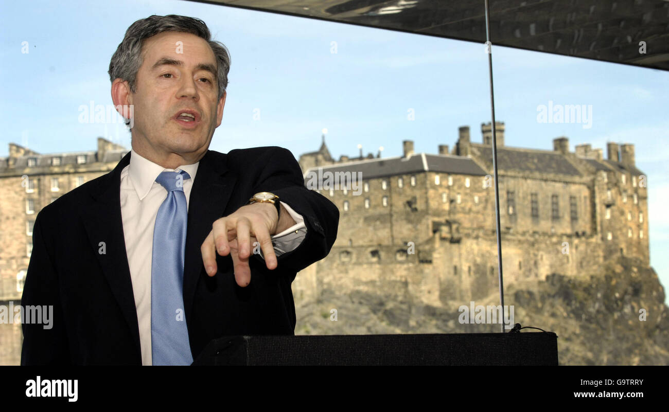 Fabian window hi-res stock photography and images - Alamy