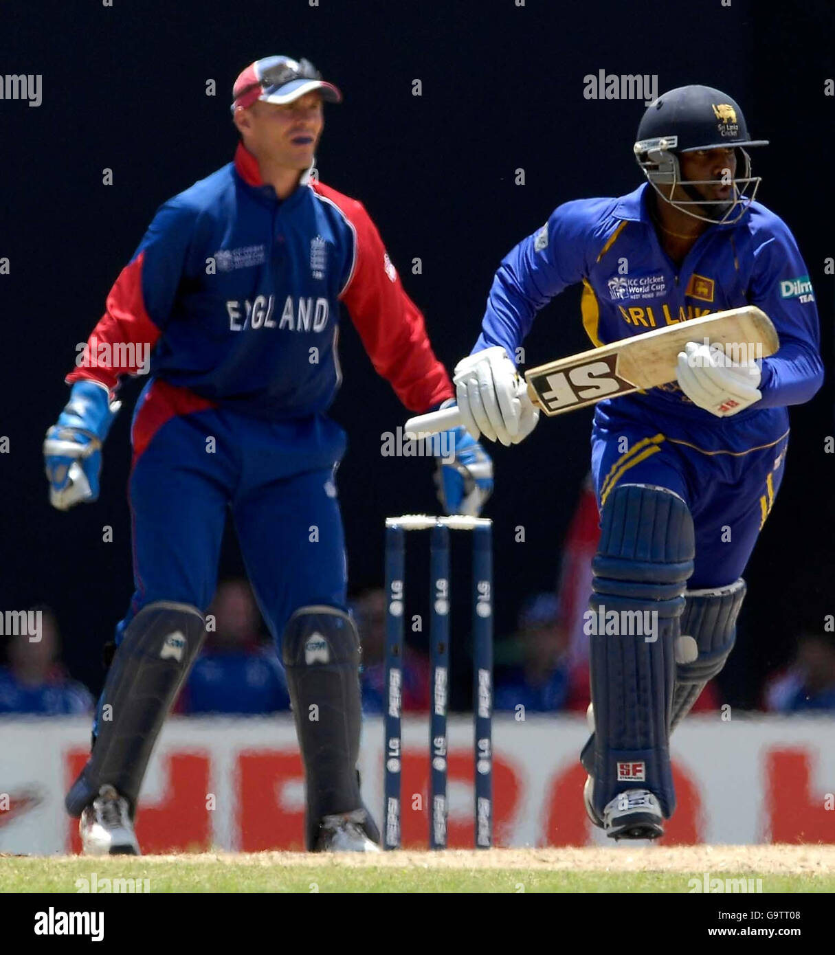 Englan cricket hi-res stock photography and images - Alamy