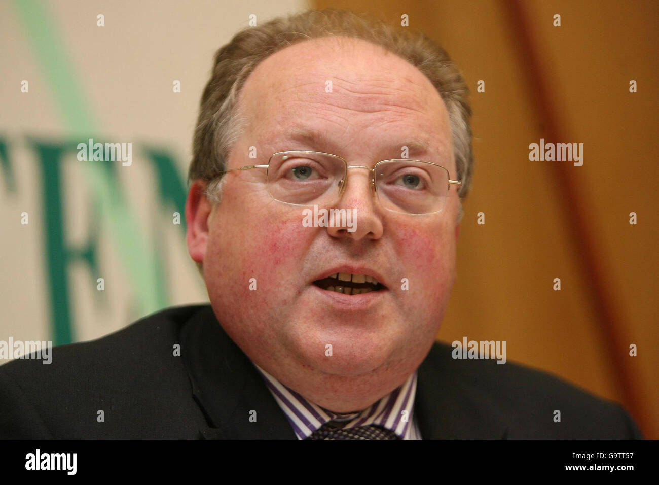 The MacEntee report Stock Photo - Alamy