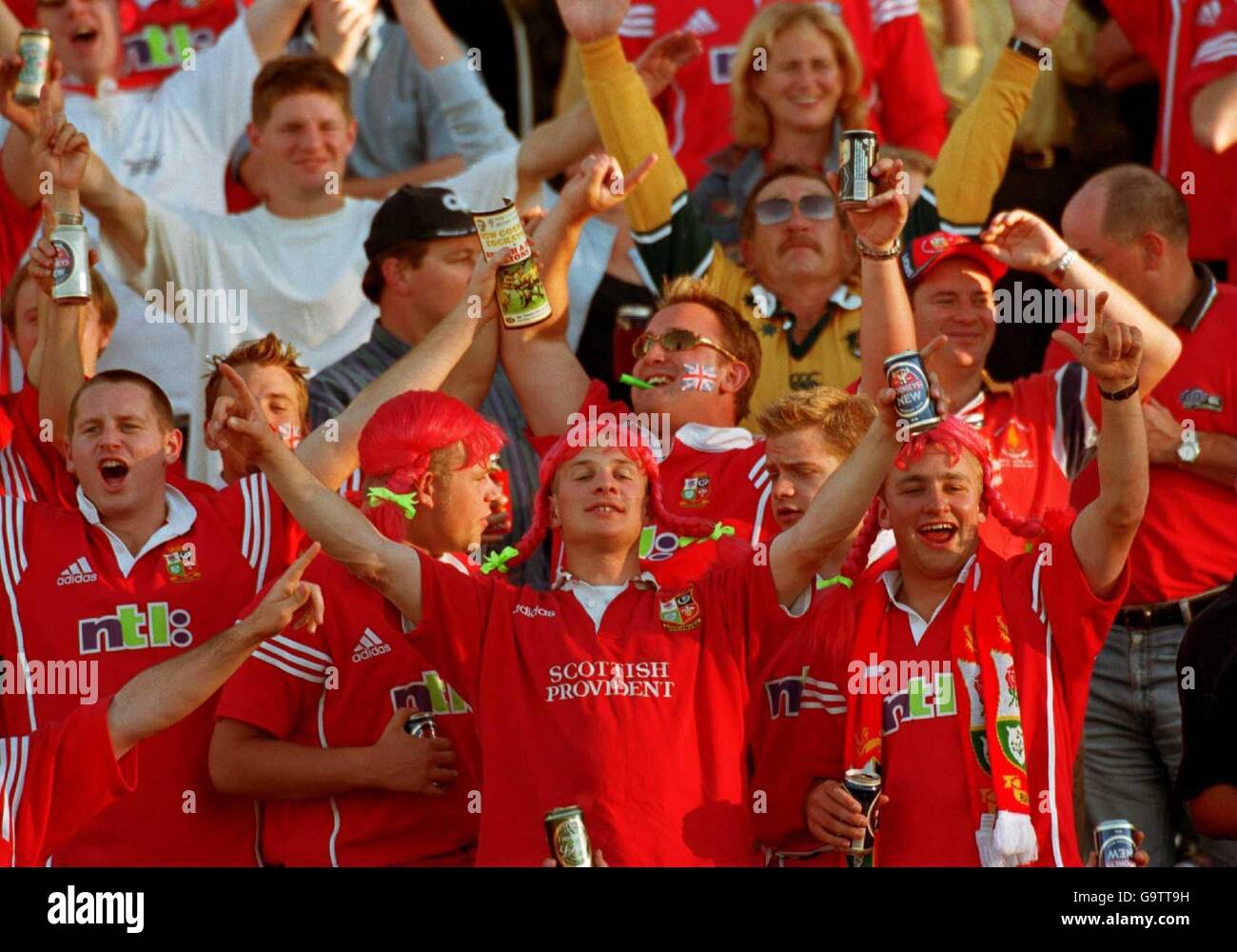 The british lions fans cheer on their team hi-res stock photography and ...