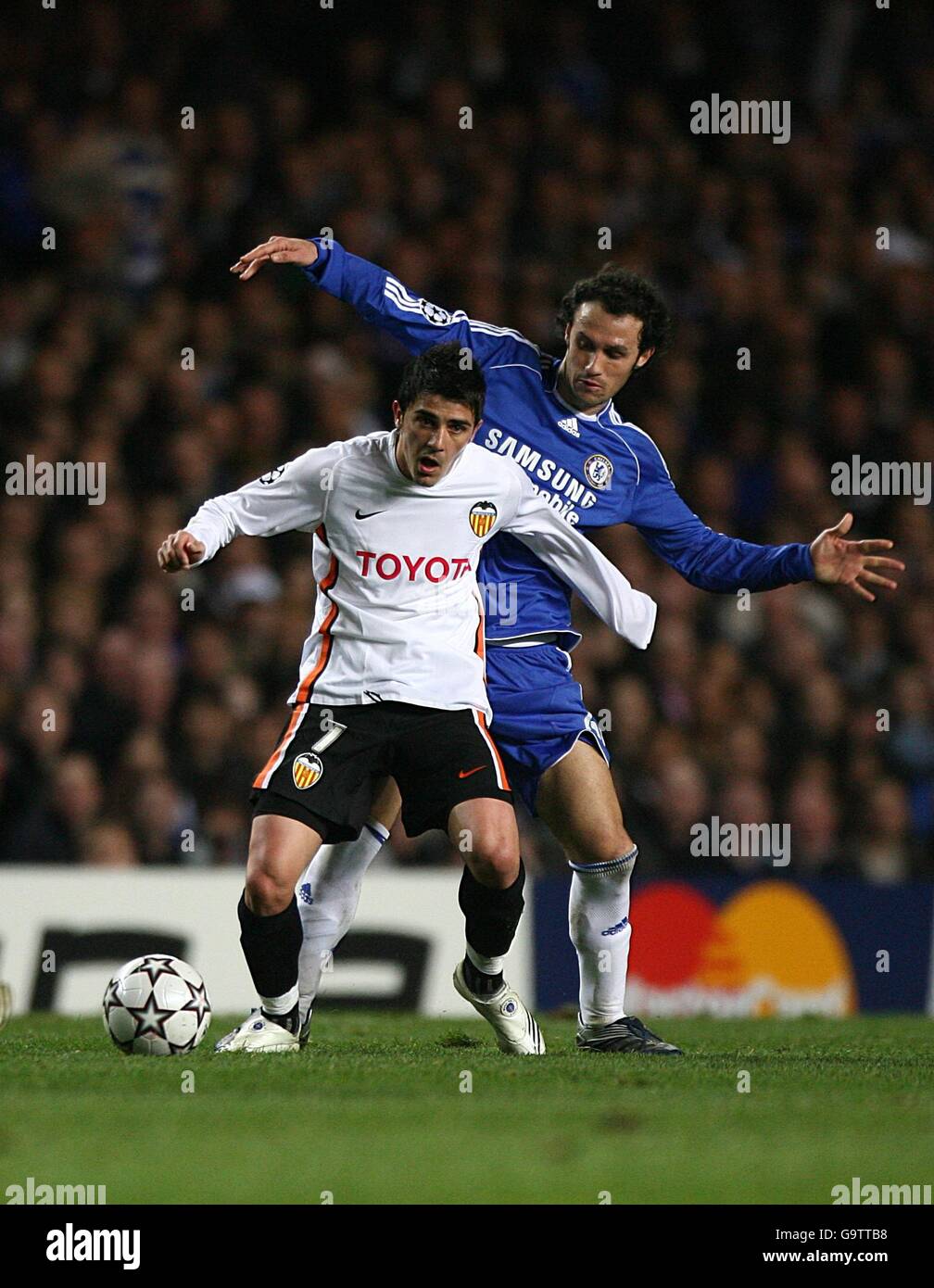 Soccer - UEFA Champions League - Quarter Final - First Leg - Chelsea v ...