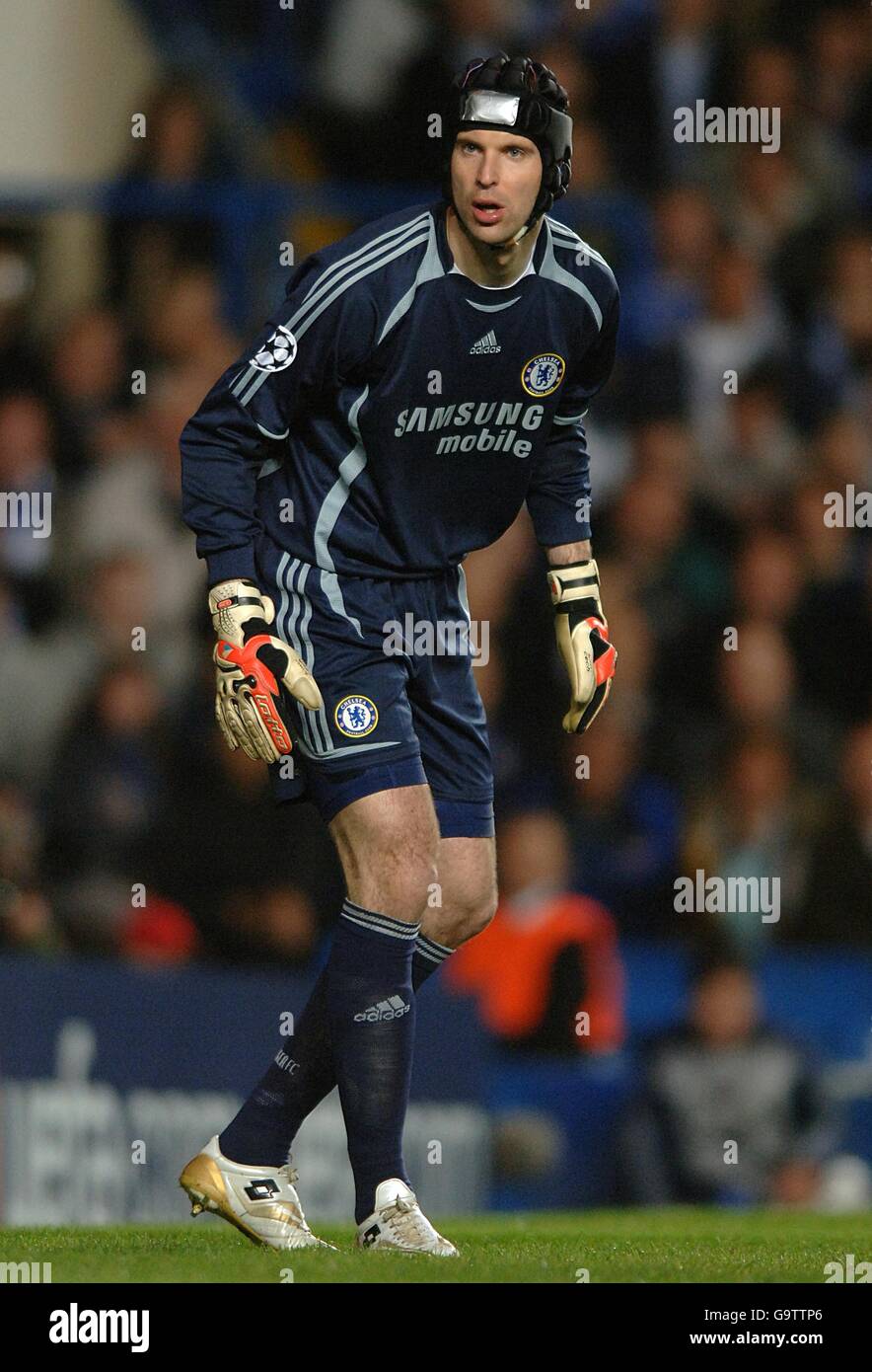 Soccer - UEFA Champions League - Quarter Final - First Leg - Chelsea v ...