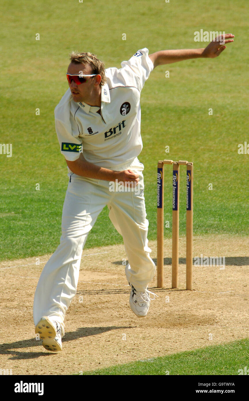 Surreys chris schofield during match against bradford leeds ucces hi ...