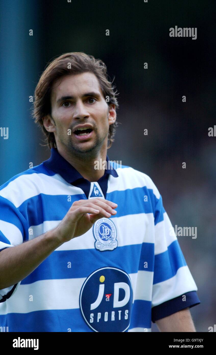 Bonnot hi-res stock photography and images - Alamy