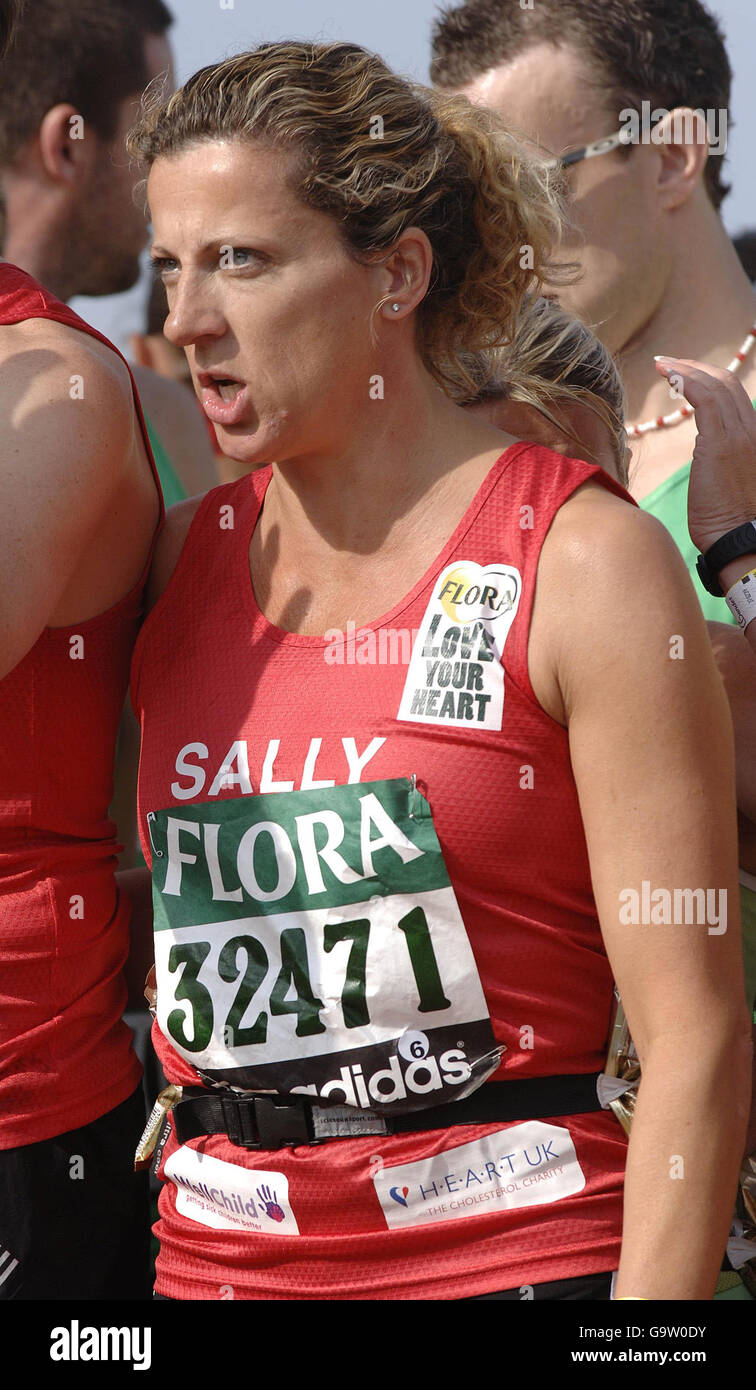 Athletics sally gunnell hi-res stock photography and images - Alamy