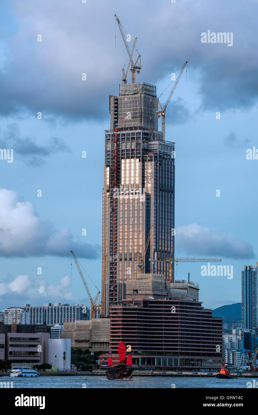 The new Kowloon skyline and new buildings under construction, Hong Kong ...