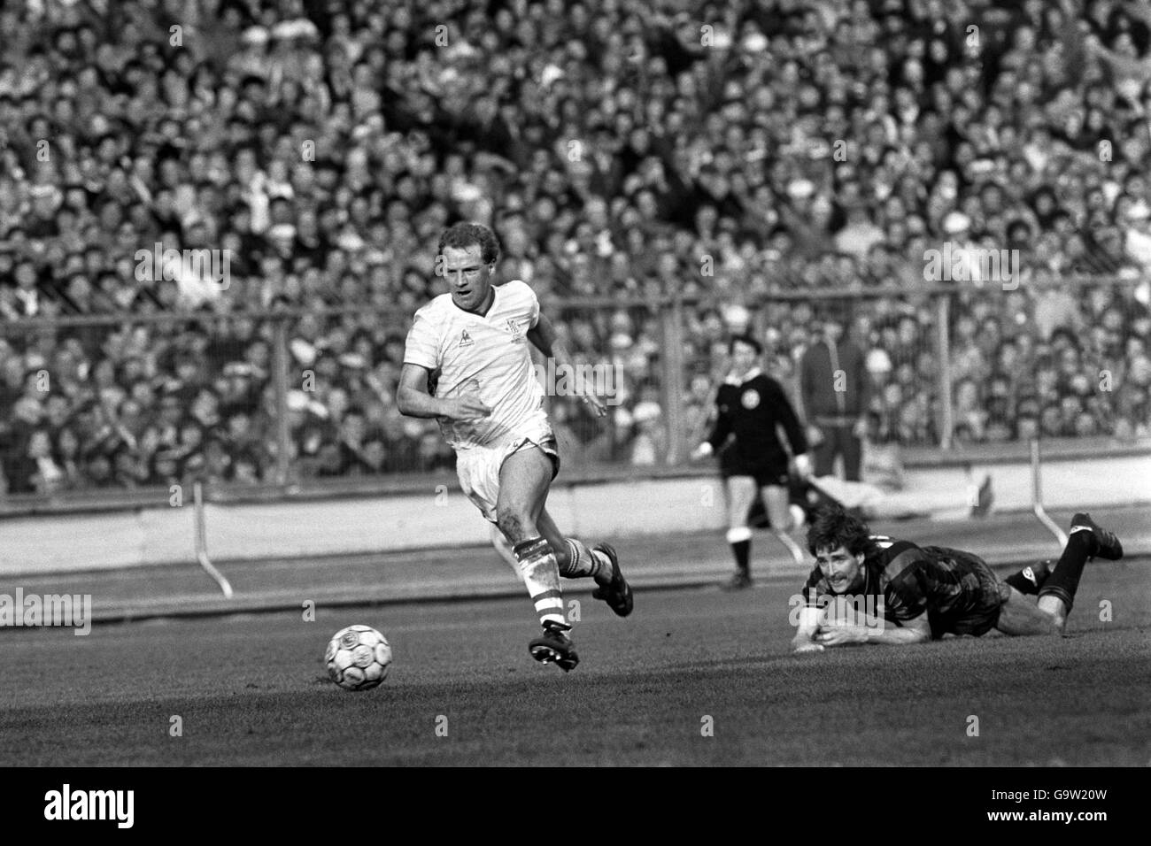 Soccer - Full Members Cup - Final - Chelsea v Manchester City - Wembley ...