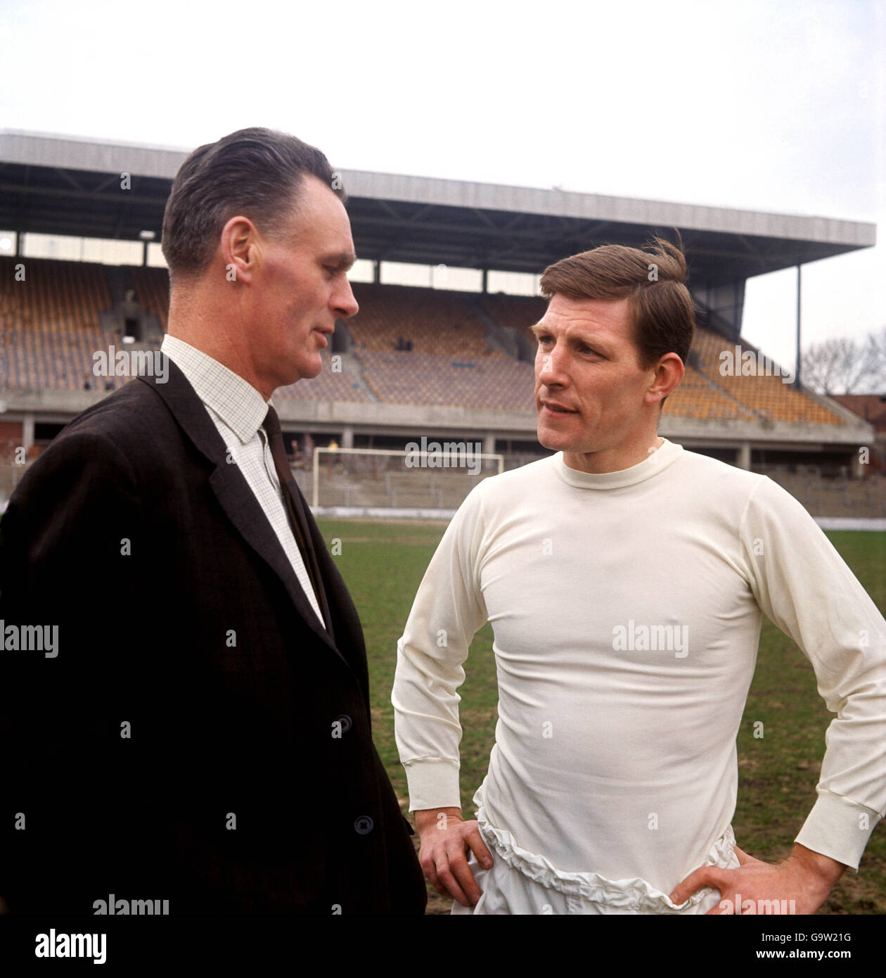 Soccer sheffield wednesday photocall hi-res stock photography and ...