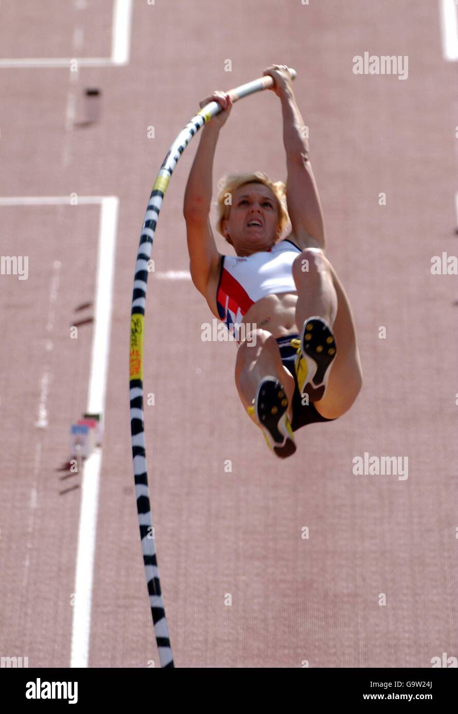 Great Britain's Janine Whitlock in action in the Womens Pole Vault ...