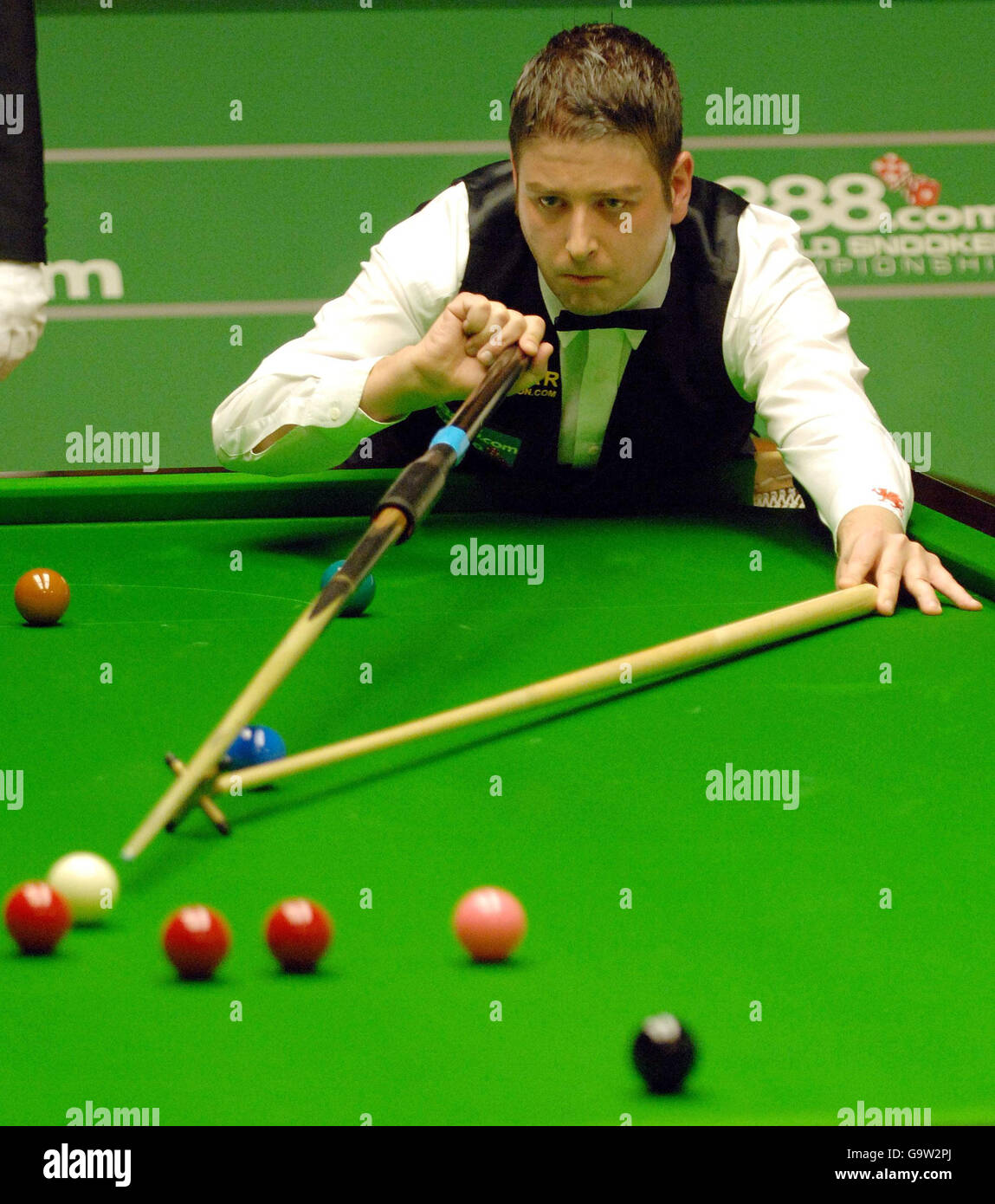 Snooker world snooker championships sheffield matthew stevens hi-res ...