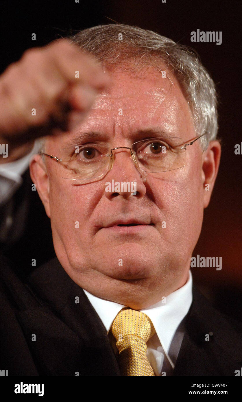 Michael Lyons High Resolution Stock Photography and Images - Alamy