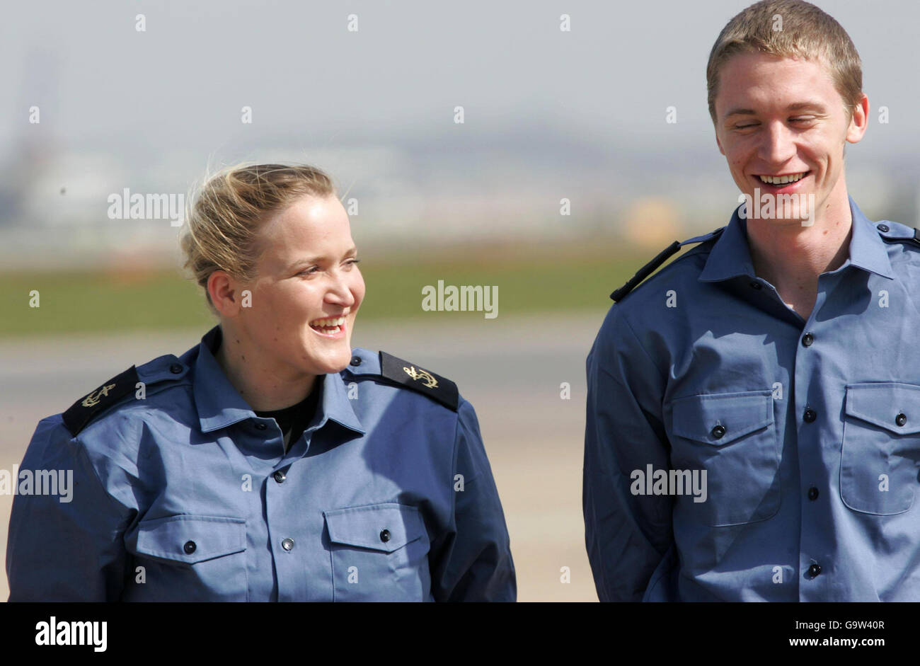 Sailors return home Stock Photo - Alamy
