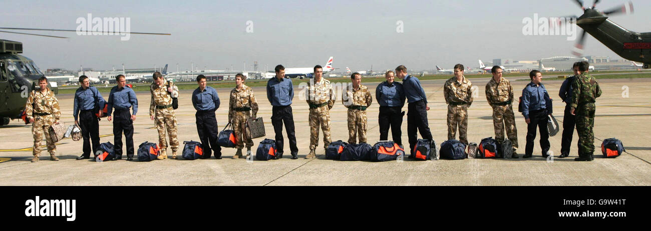 Sailors return home Stock Photo - Alamy