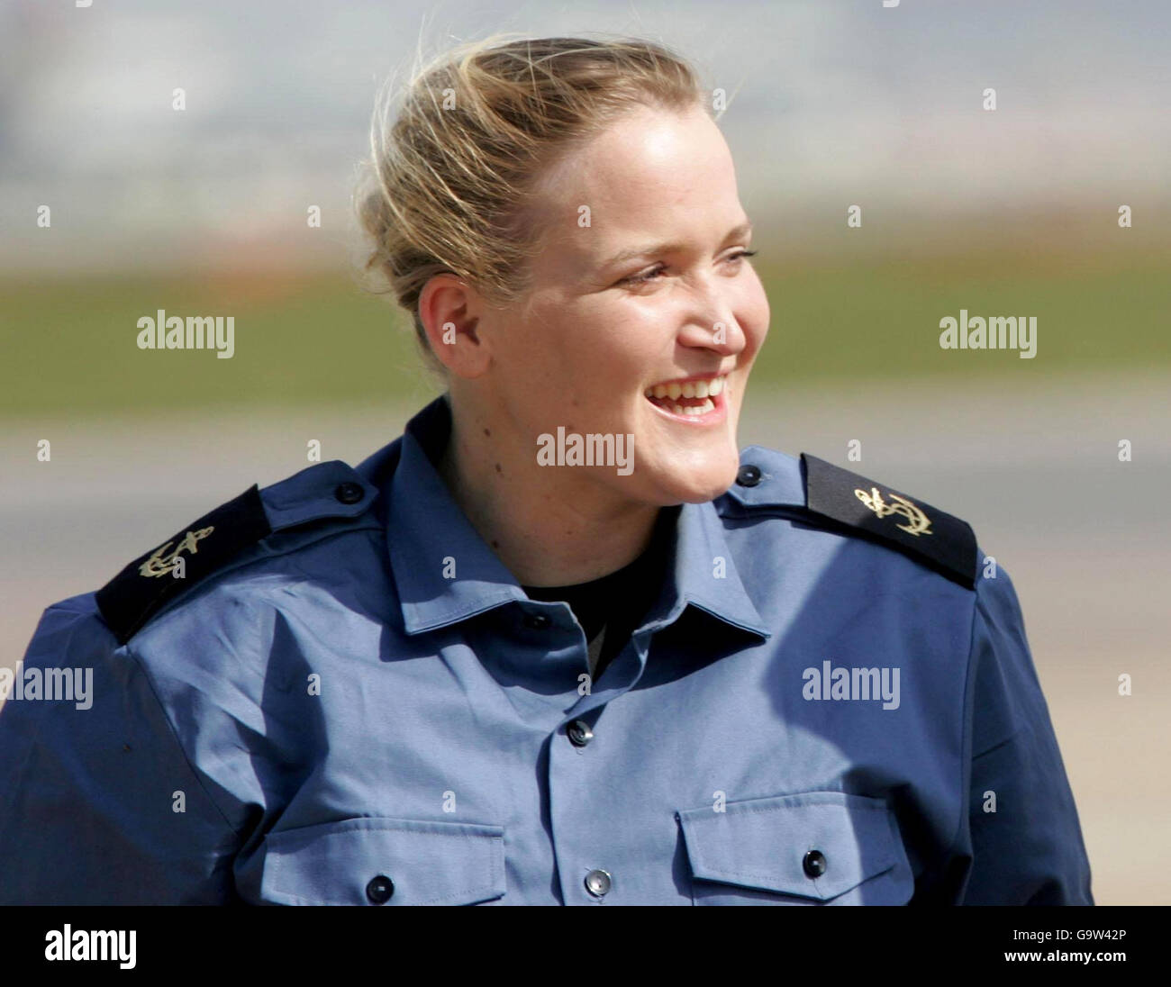 Sailors return home Stock Photo - Alamy