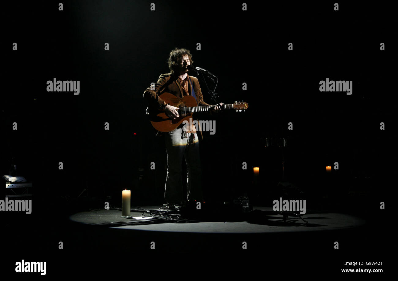 Damien rice concert hi-res stock photography and images - Alamy