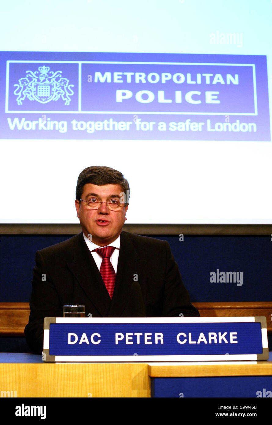Deputy Assistant Commissioner Peter Clarke, gives a statement at the ...