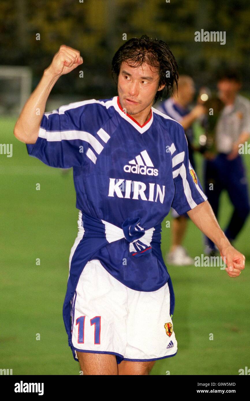 Soccer - Kirin Cup - Japan v Yugoslavia. Japan's Masashi Nakayami ...