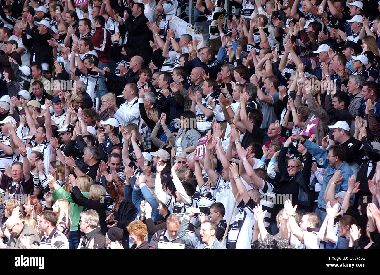 Hull FC fans celebrate a try against Hull KR during the engage Super ...