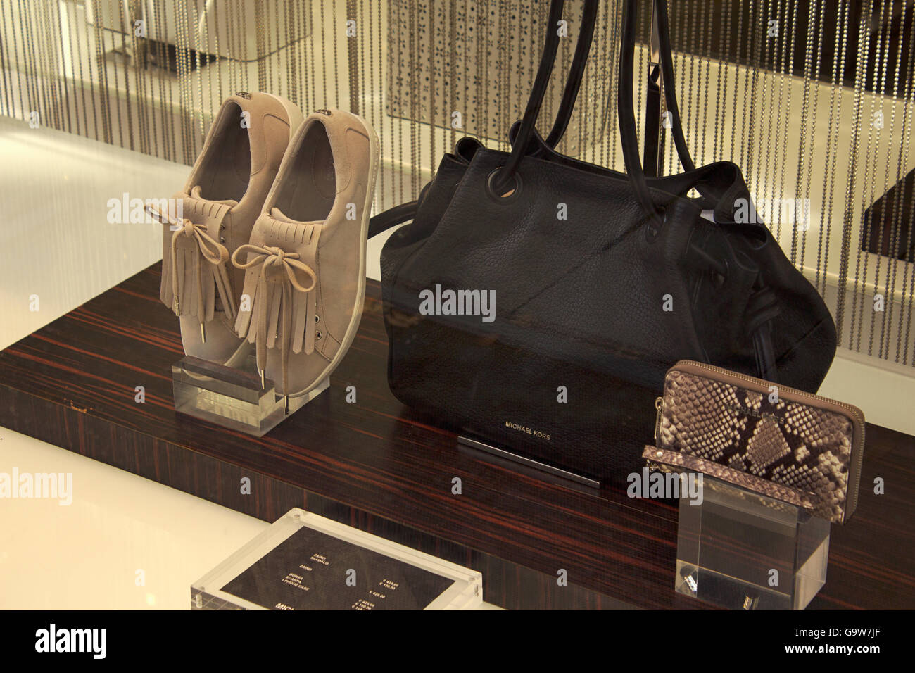 Michael kors display windows hi-res stock photography and images - Alamy