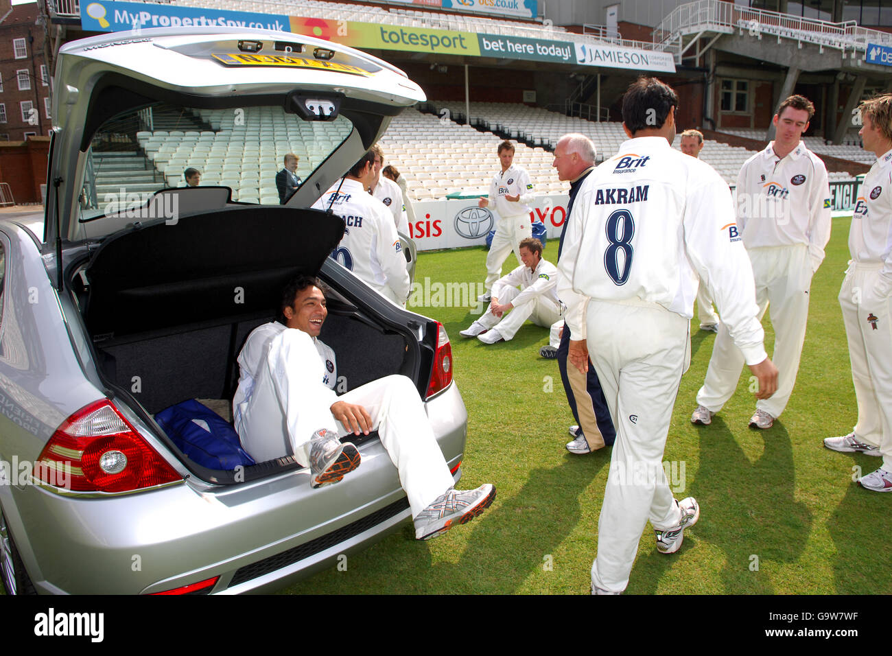 Cricket car boot hi-res stock photography and images - Alamy
