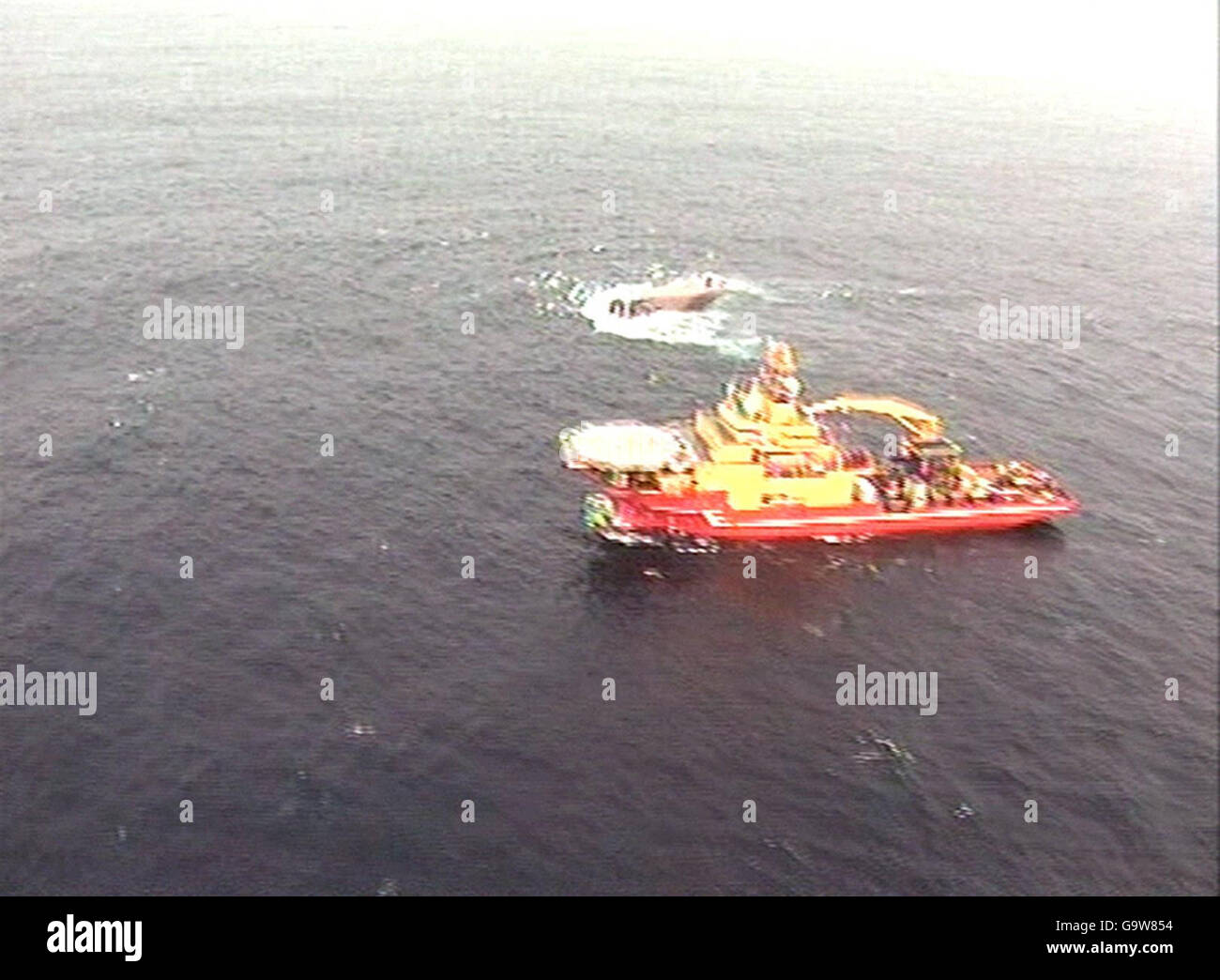 Oil rig scotland aerial High Resolution Stock Photography and Images ...