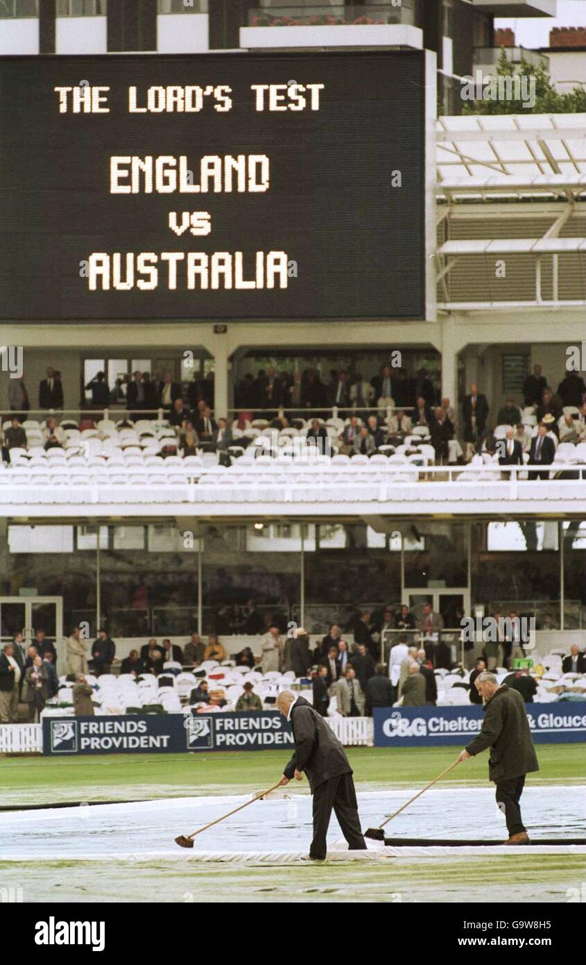 Cricket - The Ashes - Second Test - England v Australia - Lord's ...