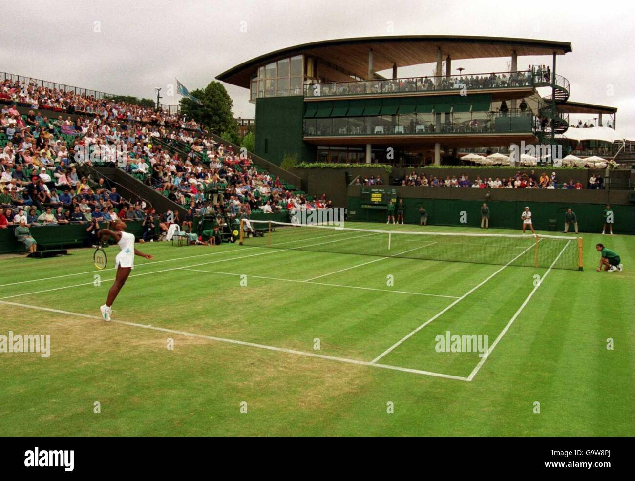 Tennis - Wimbledon 2001 - Third Round Stock Photo - Alamy