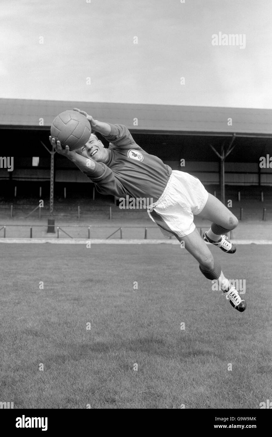 Soccer - Bert Slater Stock Photo - Alamy