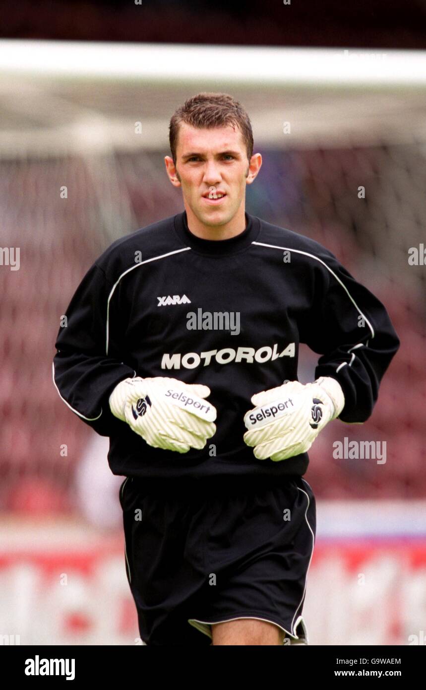 Mark brown hi-res stock photography and images - Alamy