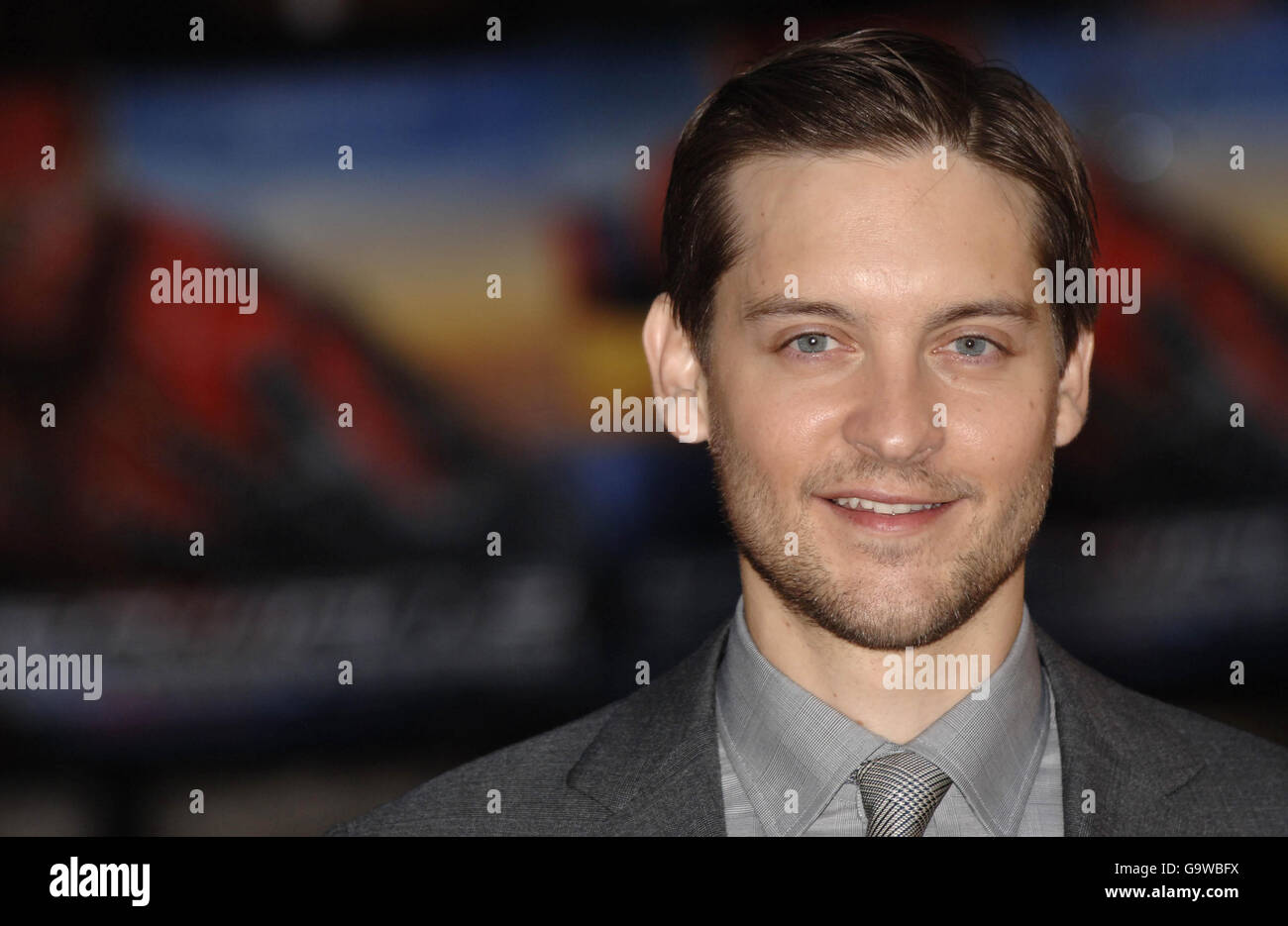 Head shot headshot portrait eye contact smile smiling suit mangsb hi ...