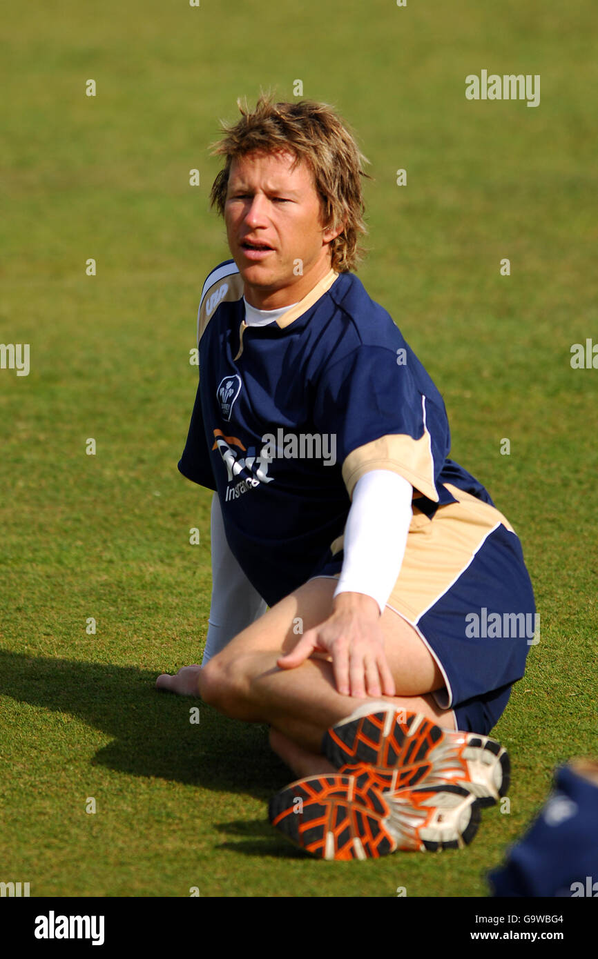 Jonathan batty at the oval hi-res stock photography and images - Alamy