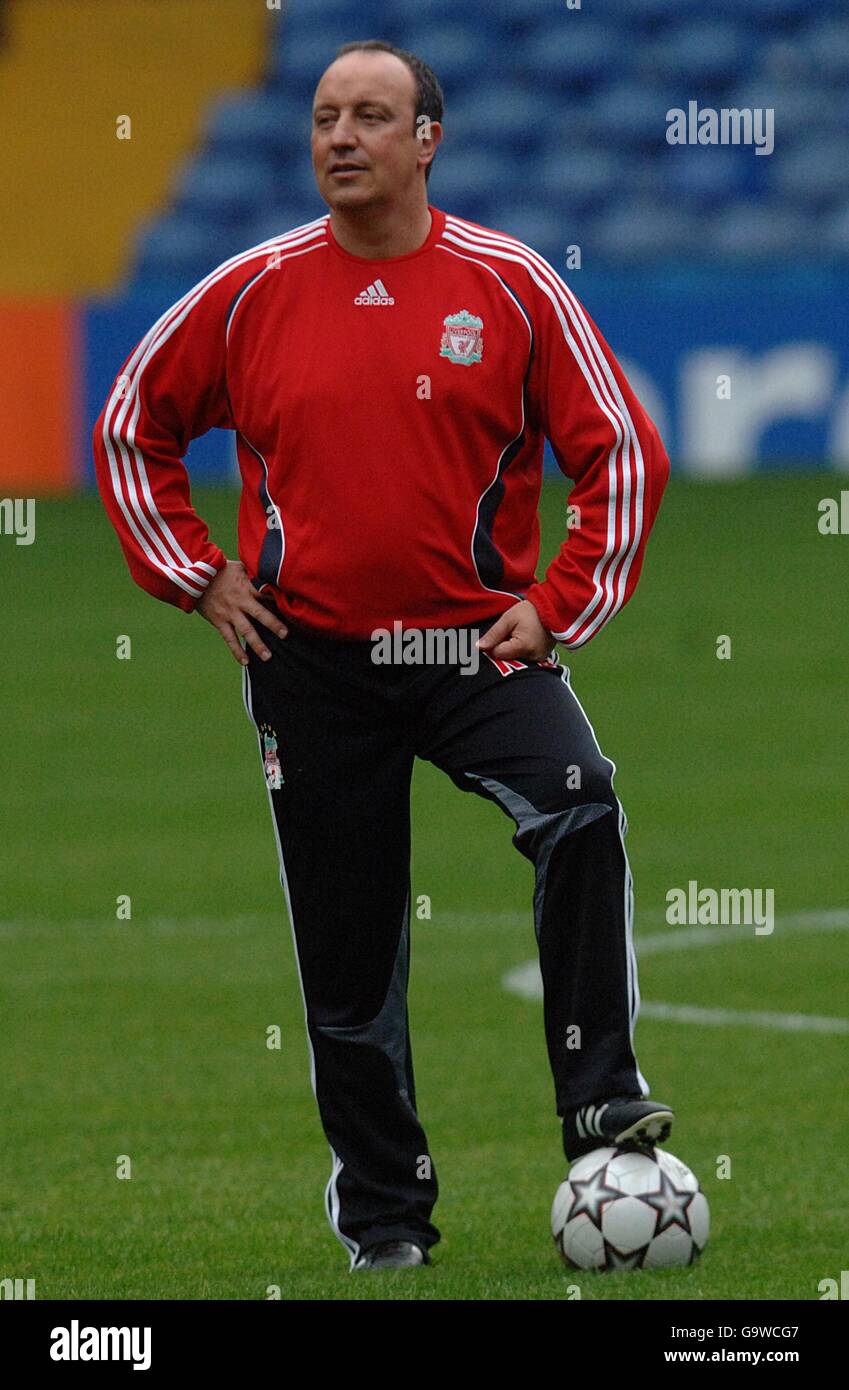 Soccer - UEFA Champions League - Semi-Final - First Leg - Chelsea v ...