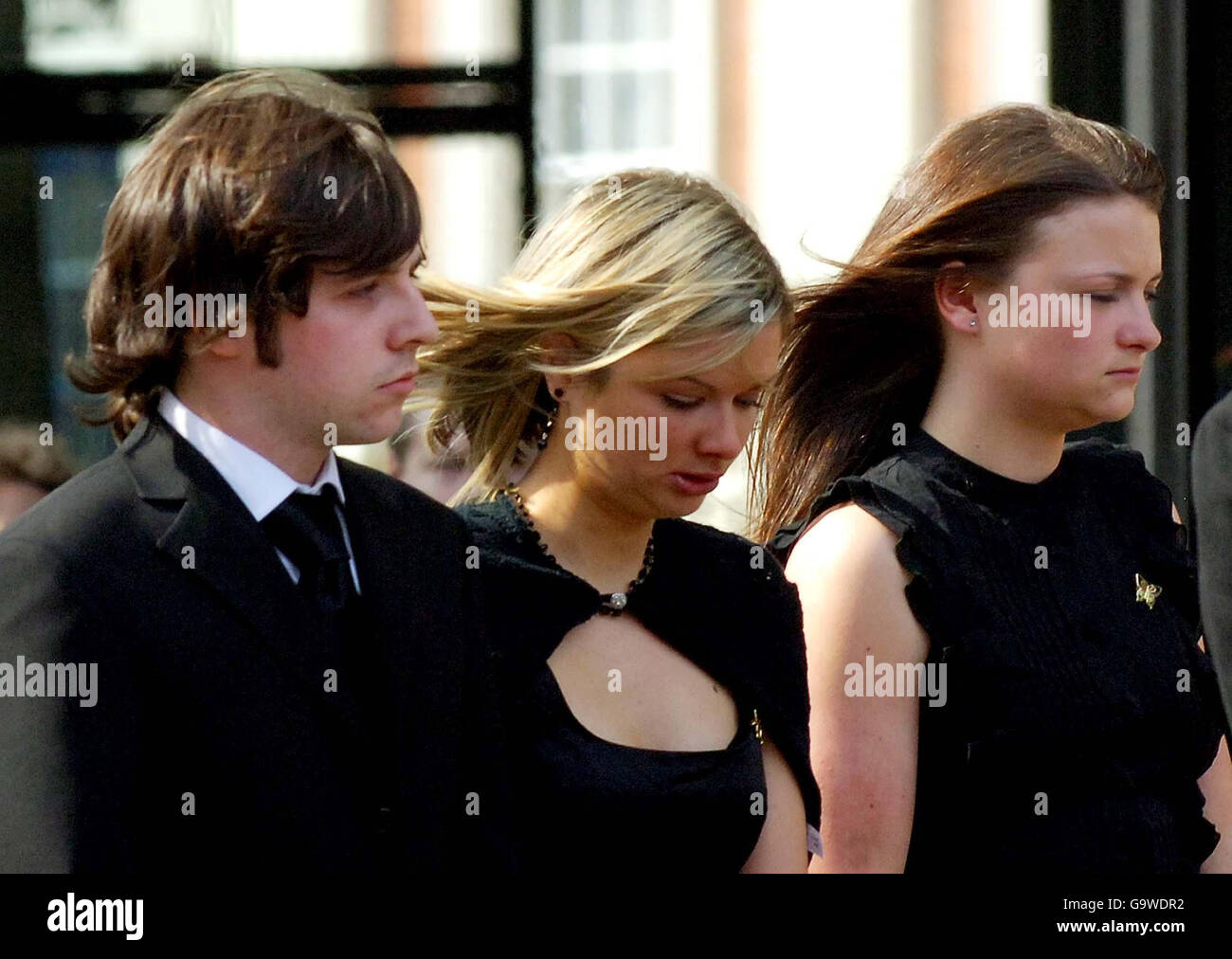 (Left to right) boyfriend Ryan Garside, and sisters Lisa Hawker and ...
