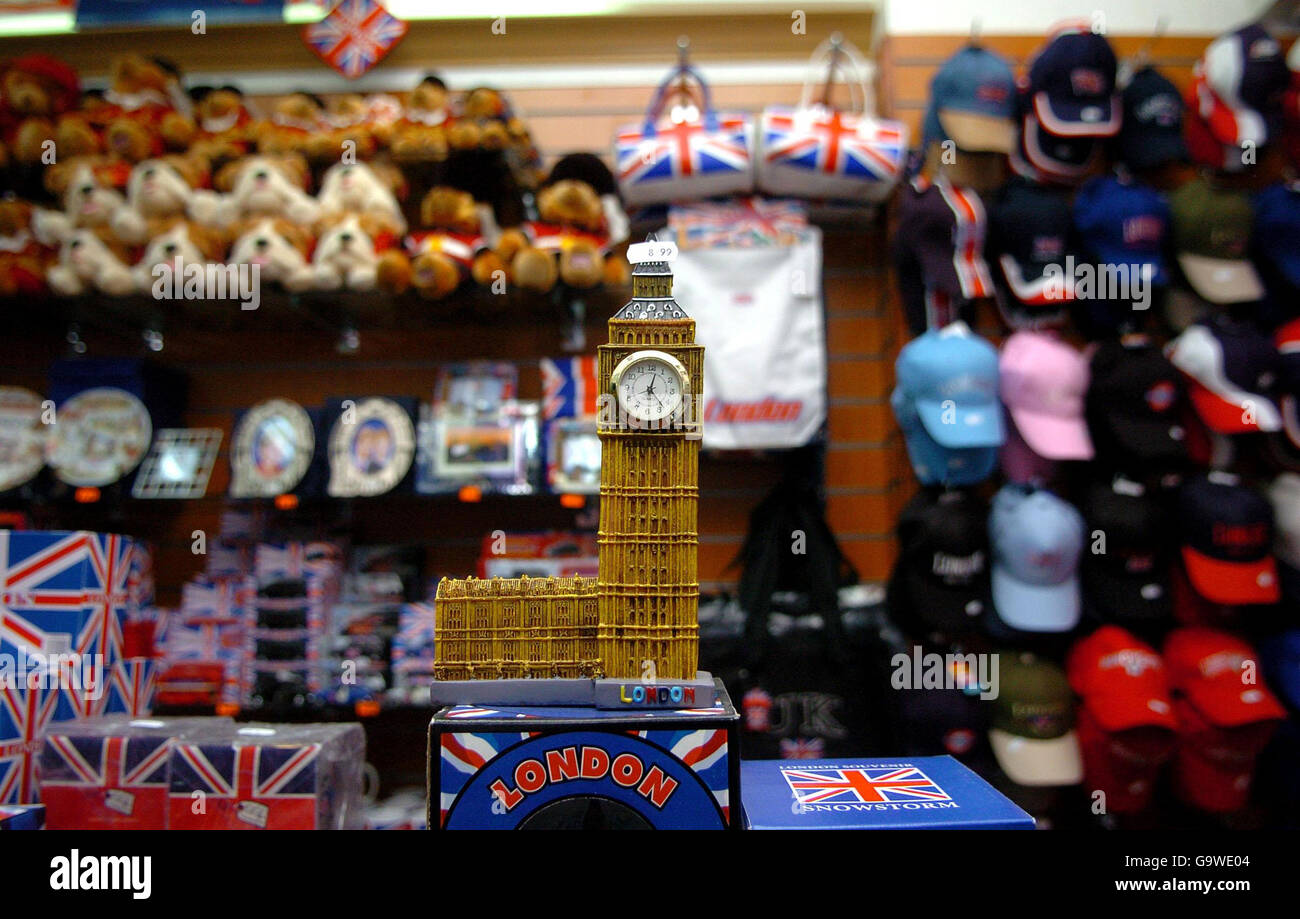 GV of interior of London Gift Shop on Buckingham Gate road, central ...