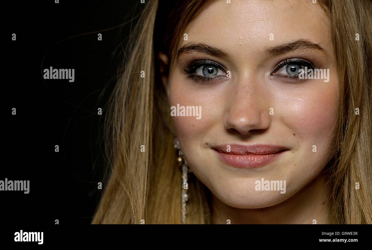 Imogen Poots arrives for the premiere of 28 Weeks Later at the Odeon ...