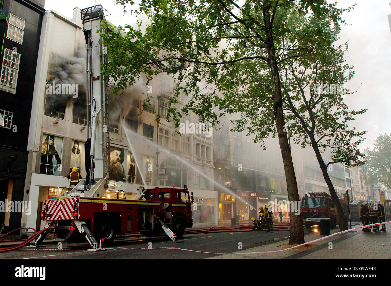 Blaze on Oxford Street Stock Photo - Alamy