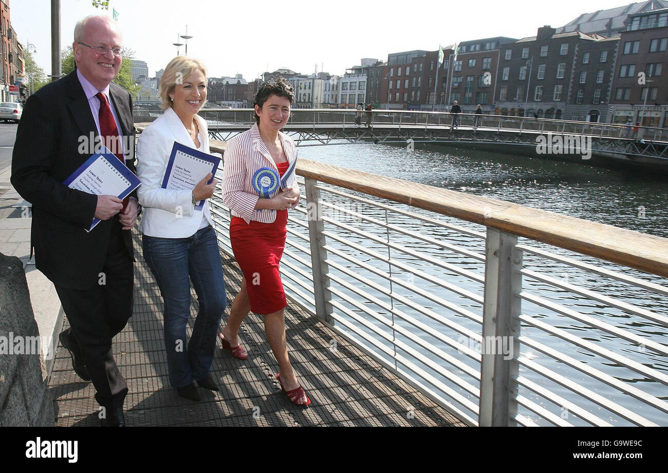 Bertie ahern calls general election hi-res stock photography and images ...