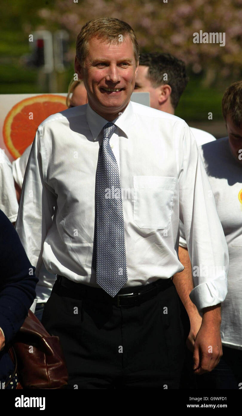 Scottish liberal democrat leader nicol stephen hi-res stock photography ...