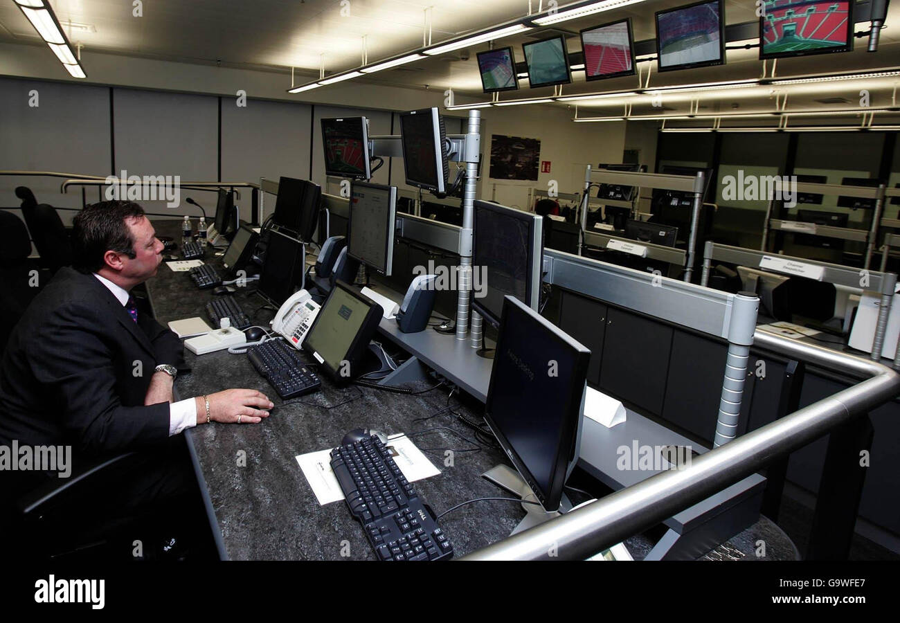 Control room wembley stadium hi-res stock photography and images - Alamy