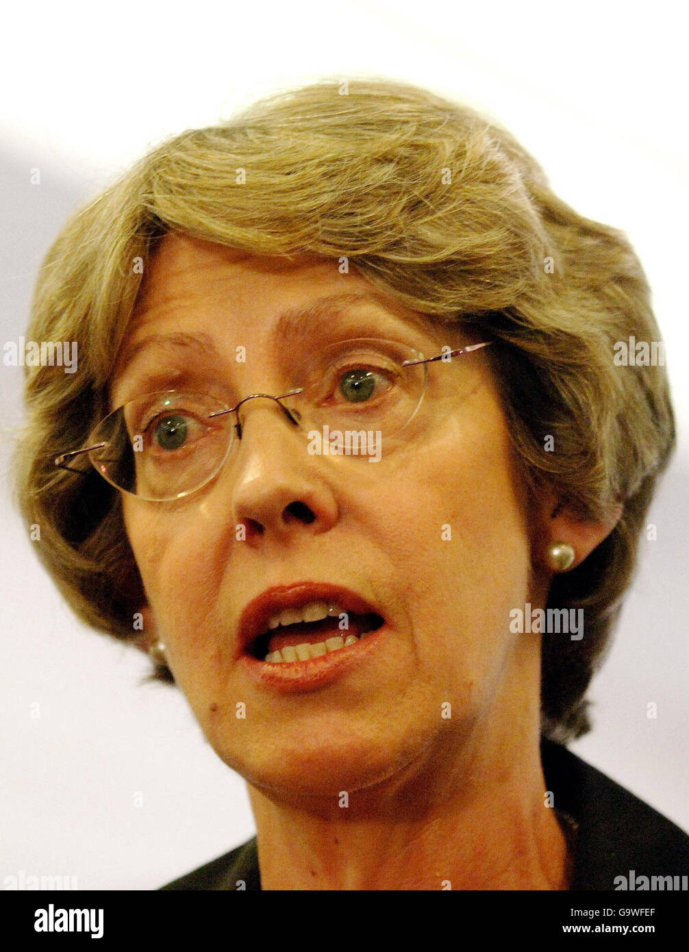 Patricia hewitt nhs hi-res stock photography and images - Alamy