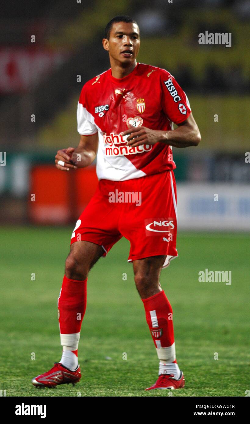 Soccer - French Premiere Division - Monaco v Lille - Stade Louis II ...