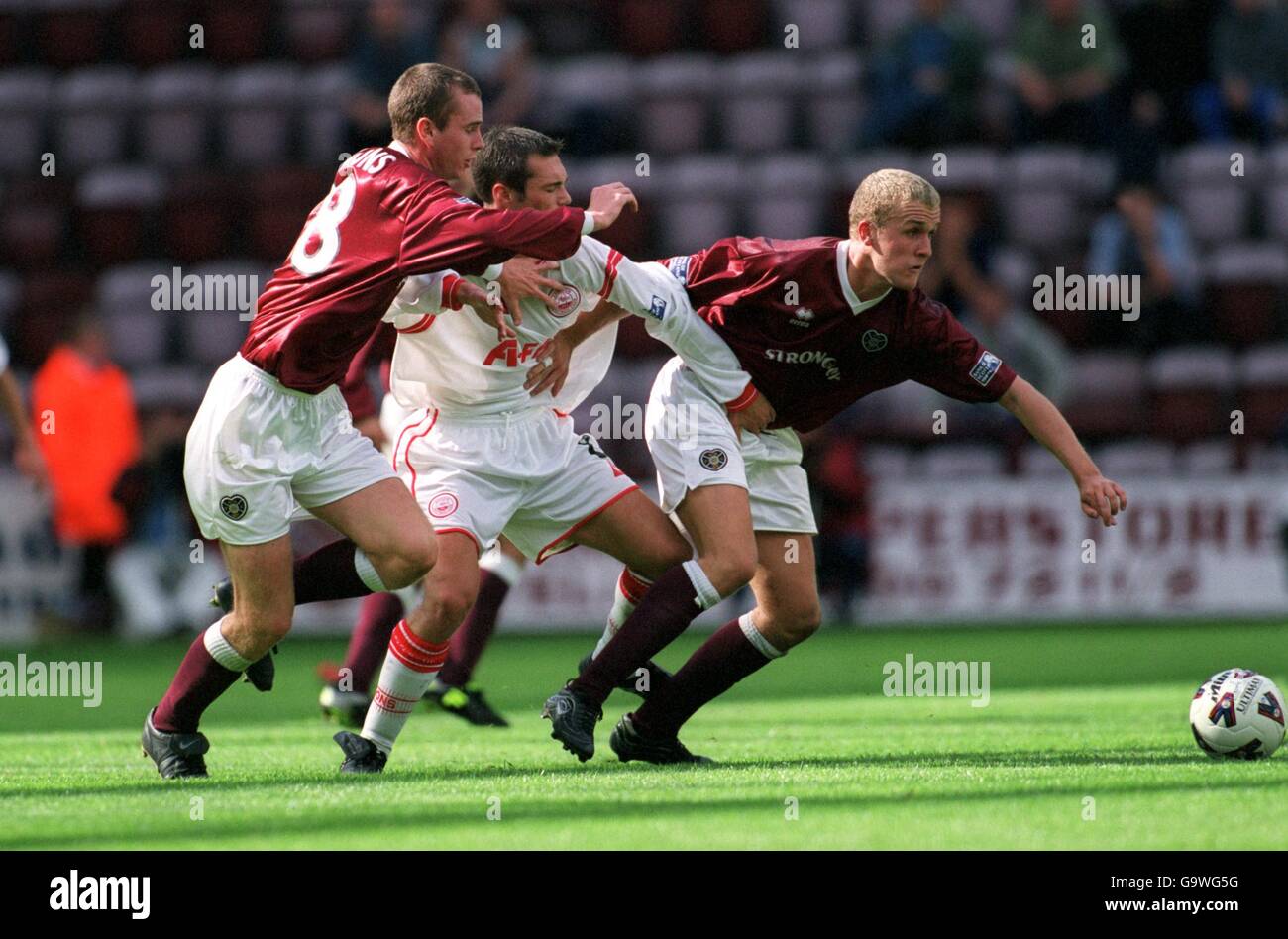 Stephen simmons heart of midlothian hi-res stock photography and images ...