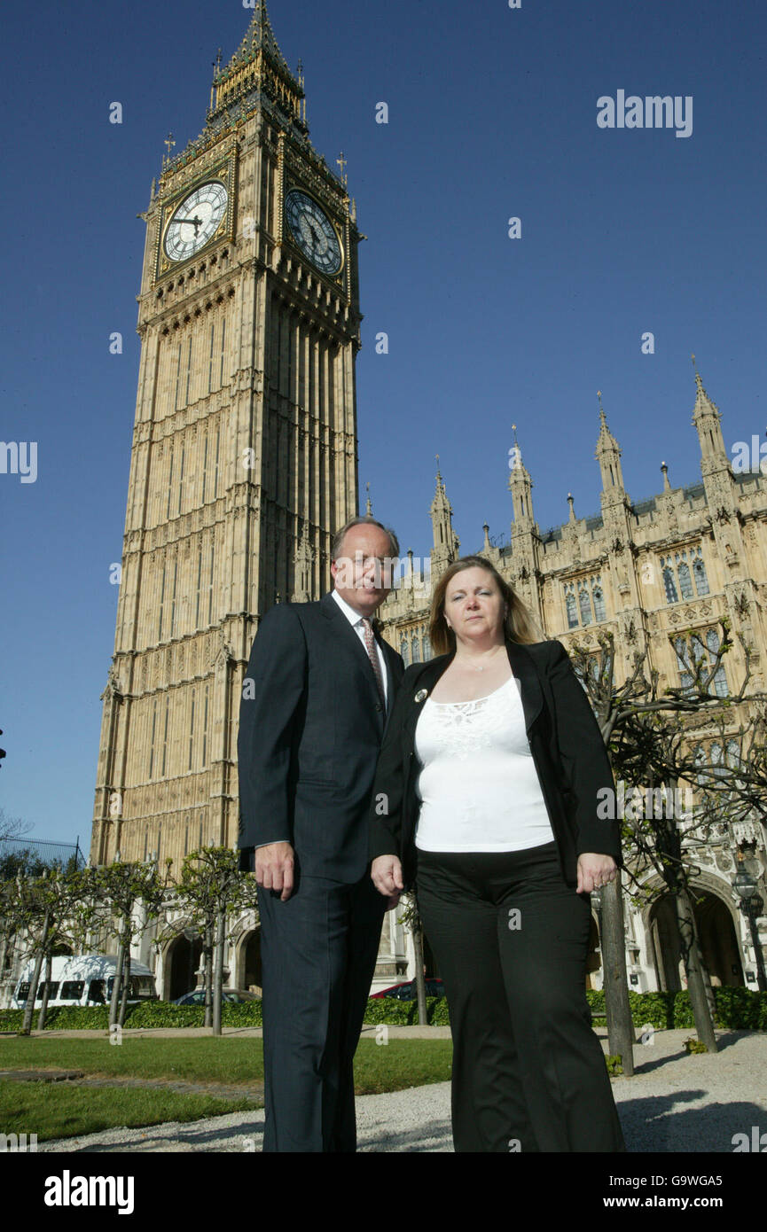 The late lonnie donehgans wife sharon donegan hi-res stock photography ...