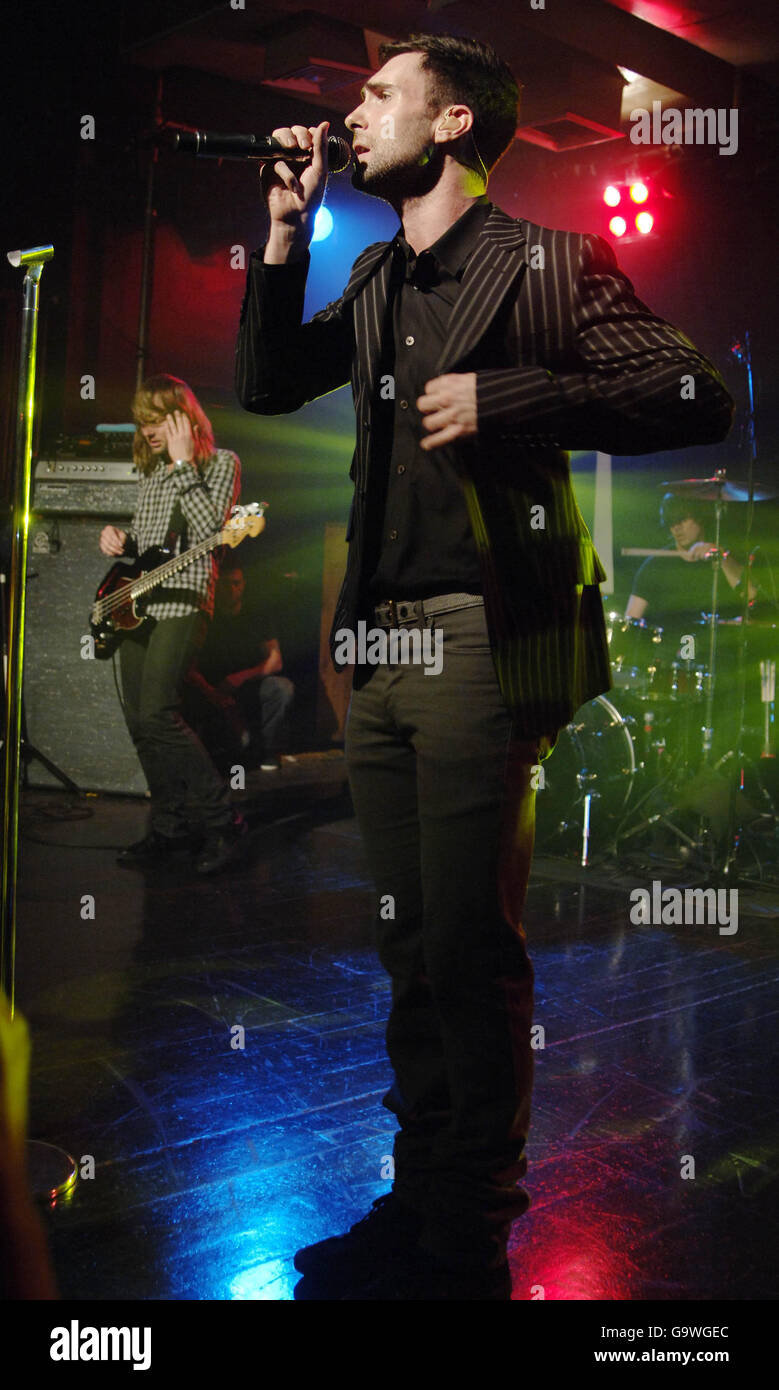 Maroon lead singer adam levine performs scala in kings cross hi-res ...