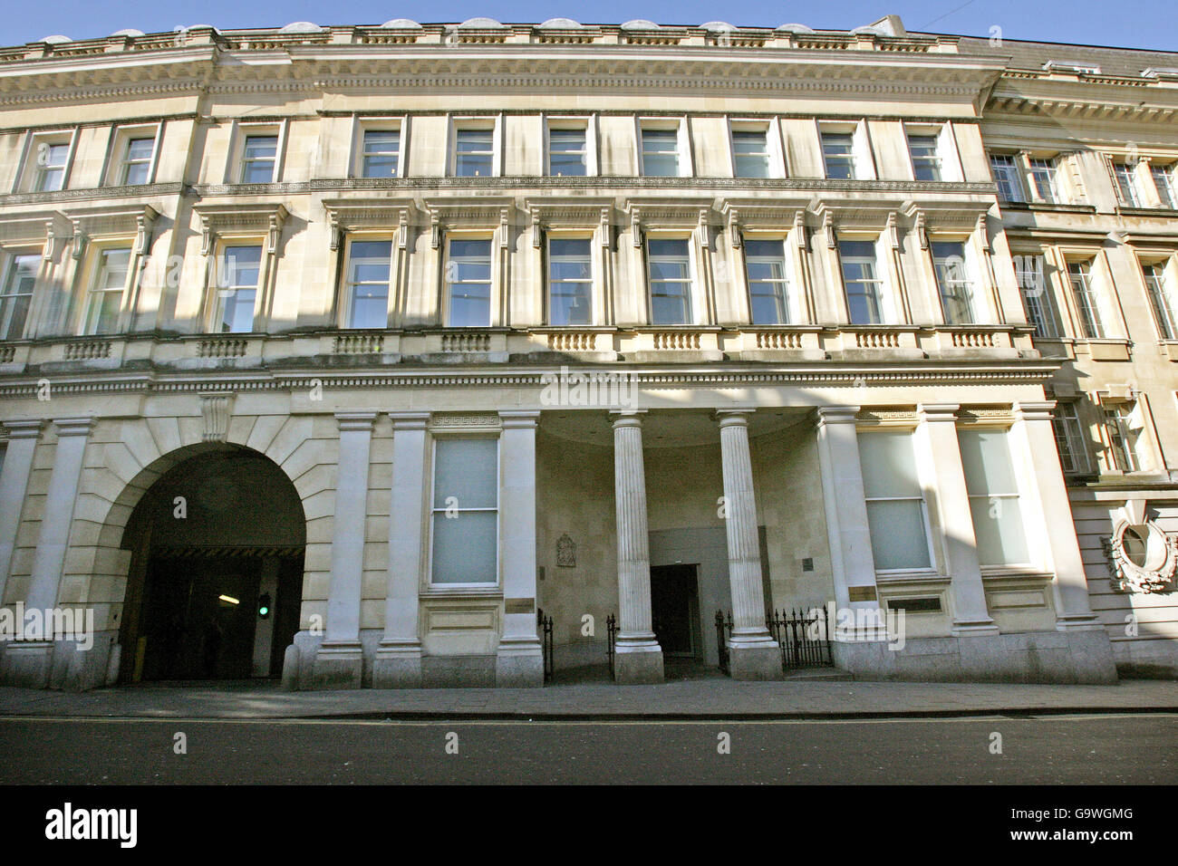 Bristol Crown Court Stock Photo - Alamy